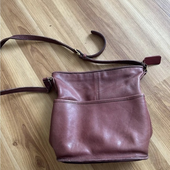 Coach | Bags | Vintage Coach Crossbody Leather Purse Bleeker Soho Red ...